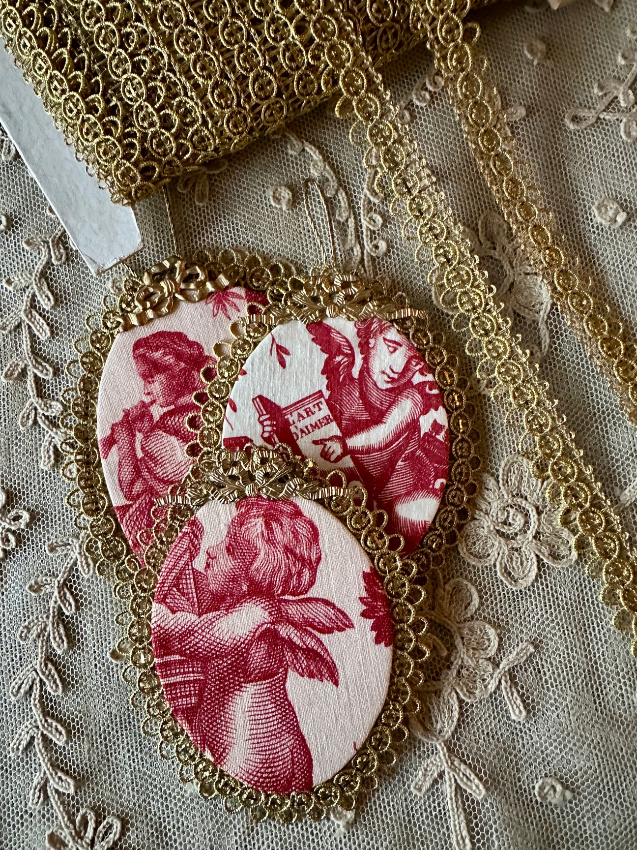 Antique Gold Metal Trim with Loops – Vintage Passementerie