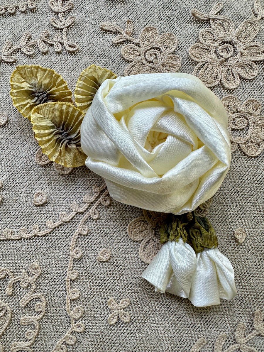 Ribbon Work Roses and Flowers – Vintage Passementerie