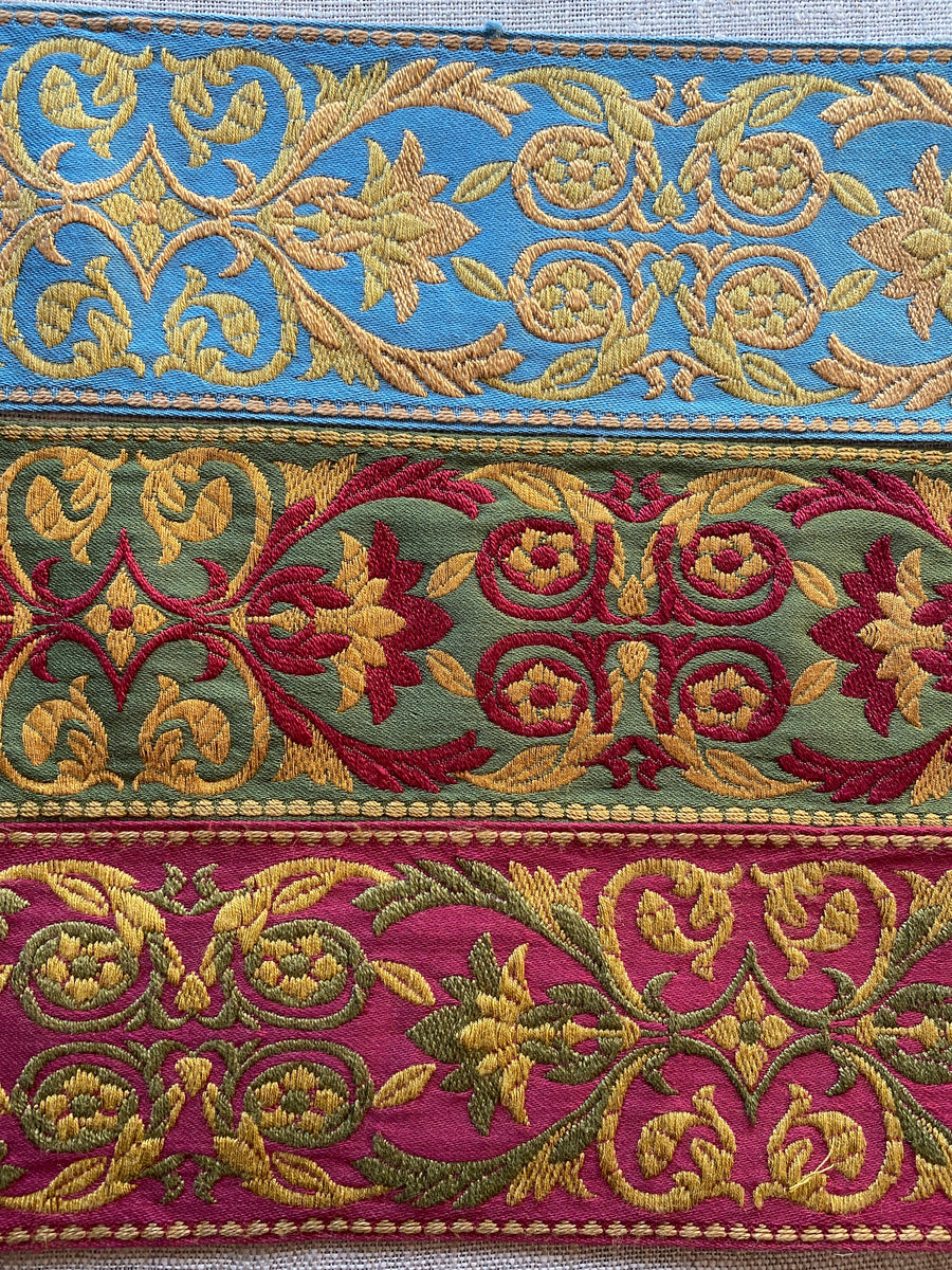 French Brocade Vintage Ribbon in Red Gold Green – Vintage Passementerie