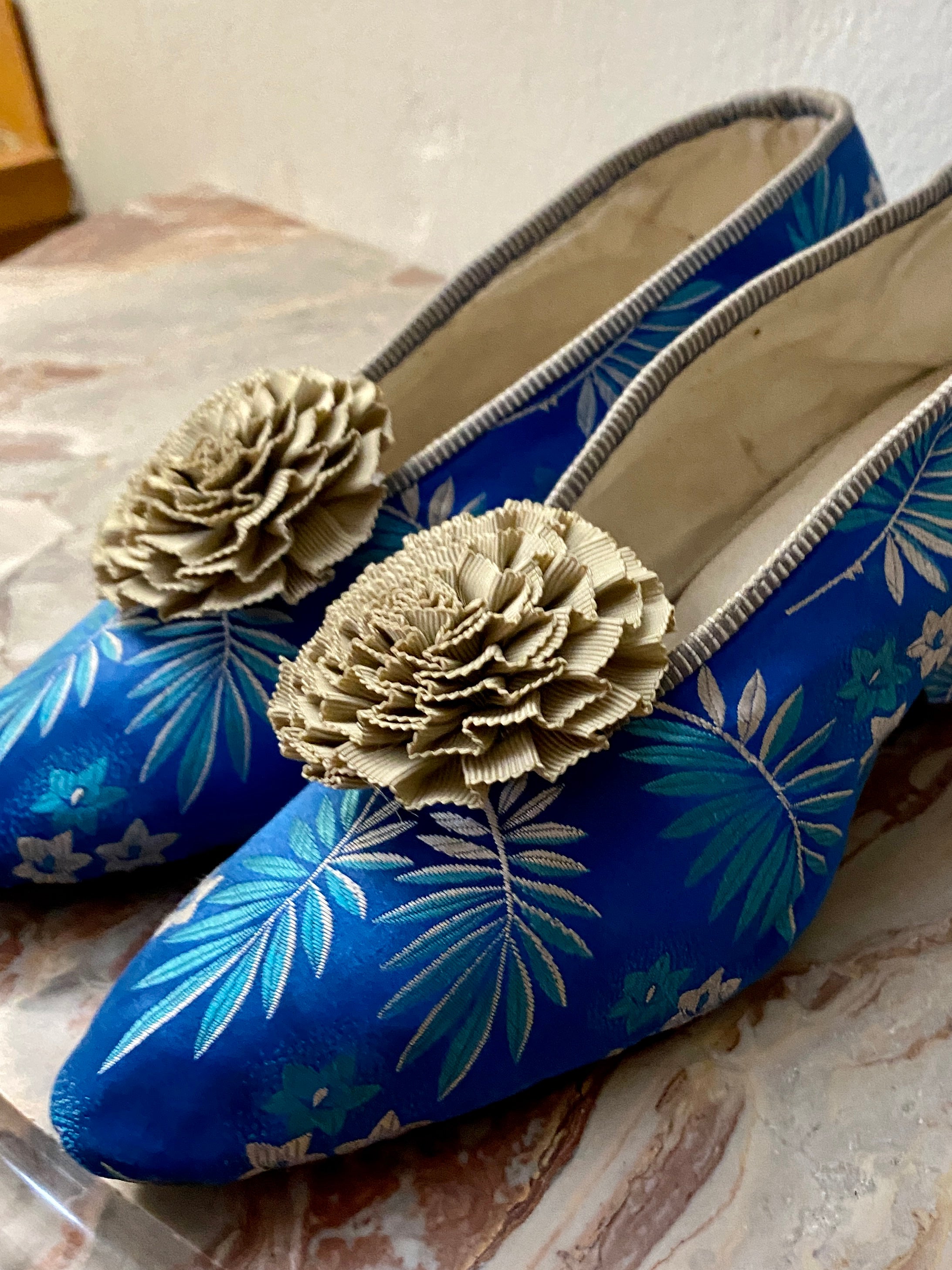 Antique Hand Made Silk Brocade Shoes – Vintage Passementerie