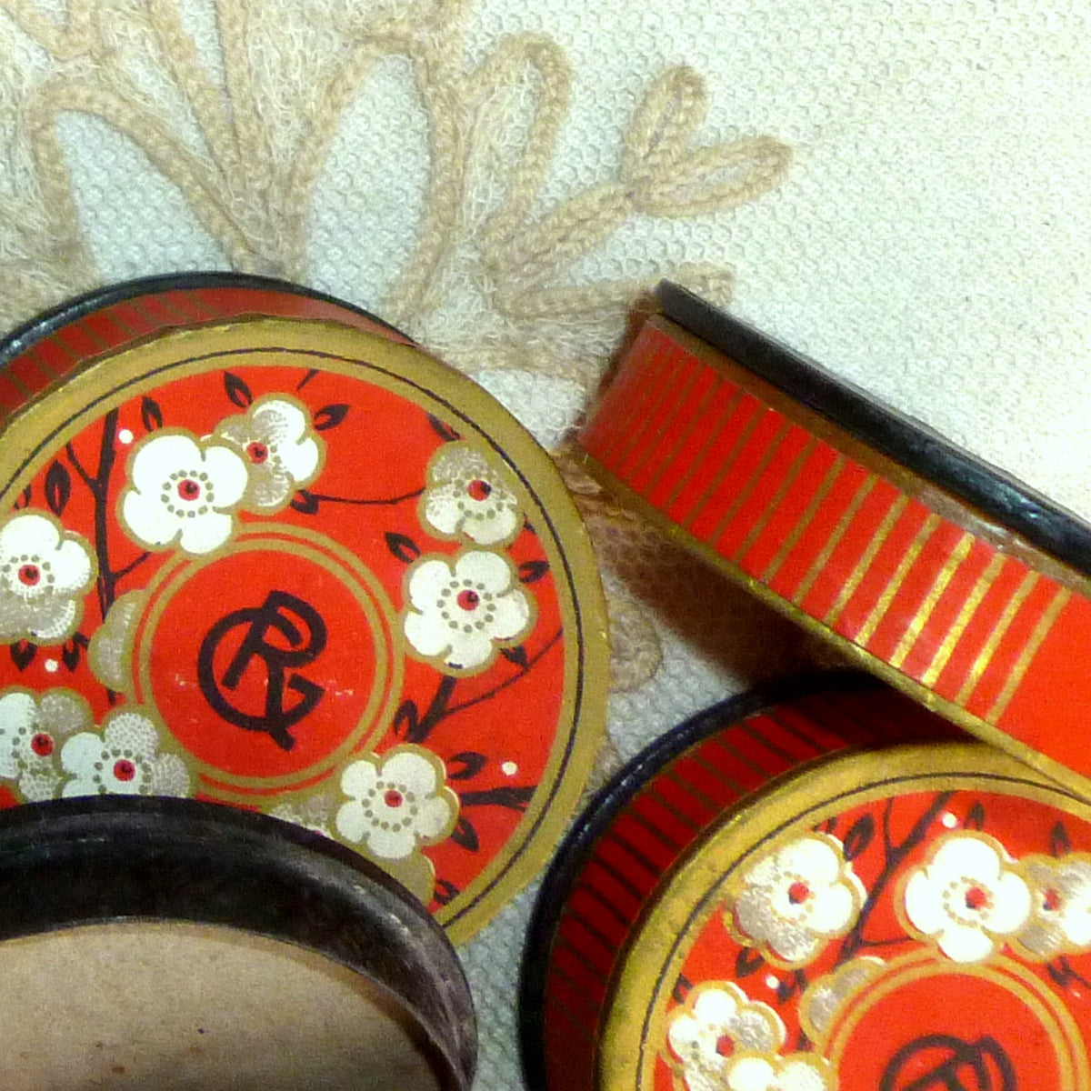 Roger & Gallet Rouge Boxes – Vintage Passementerie