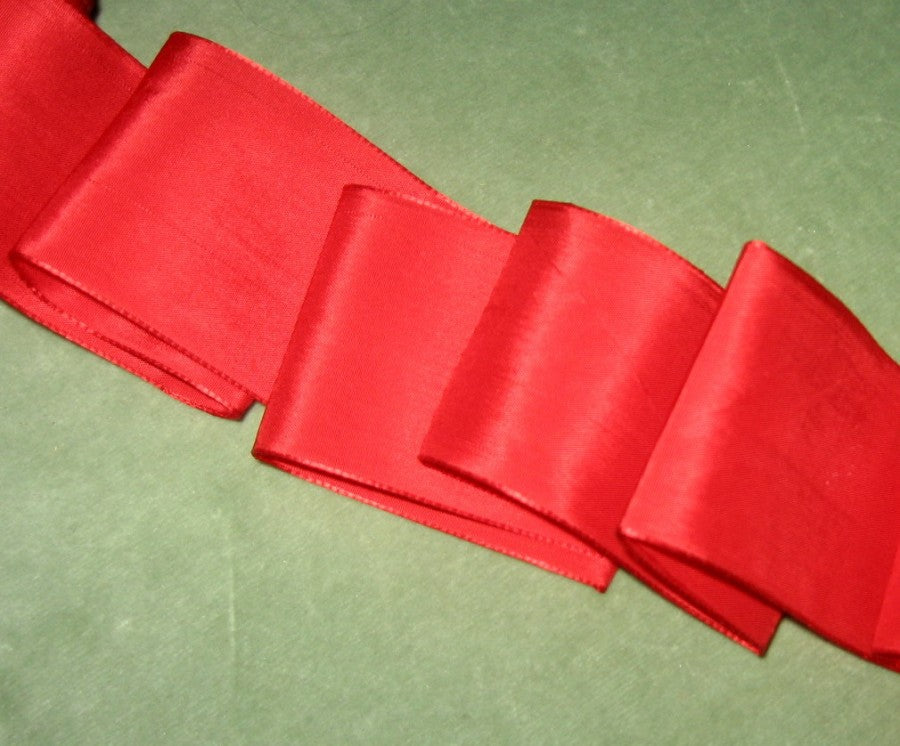 Vintage Poinsettia Red Taffeta Ribbon – Vintage Passementerie